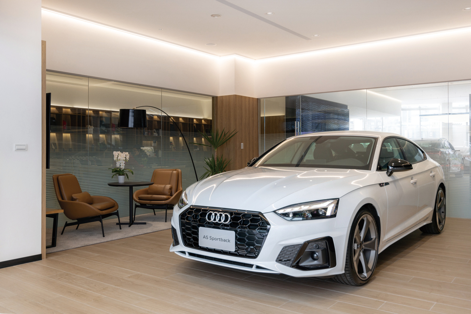 Audi南港展示暨服務中心 進化升級 - 試車頻道 TCar